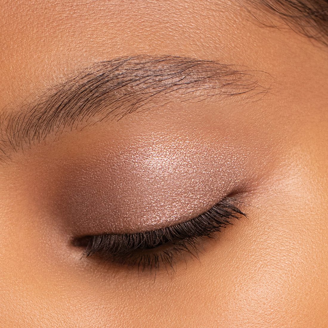 Luminescent Eye Shades | Pearlescent Eye Shadow – Chantecaille